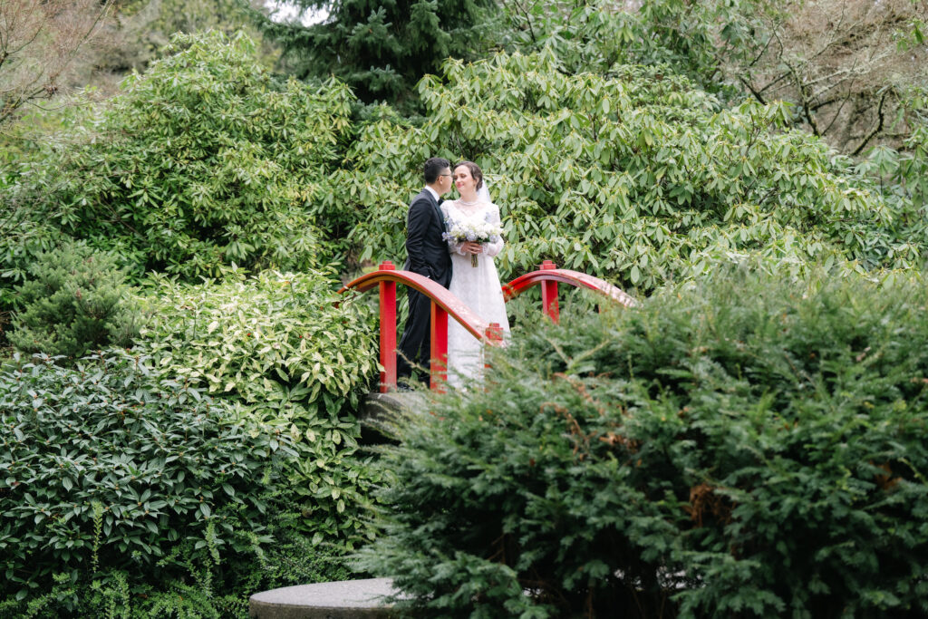 Seattle Wedding Portraits at Kubota Garden - janellebarrowphotography.com